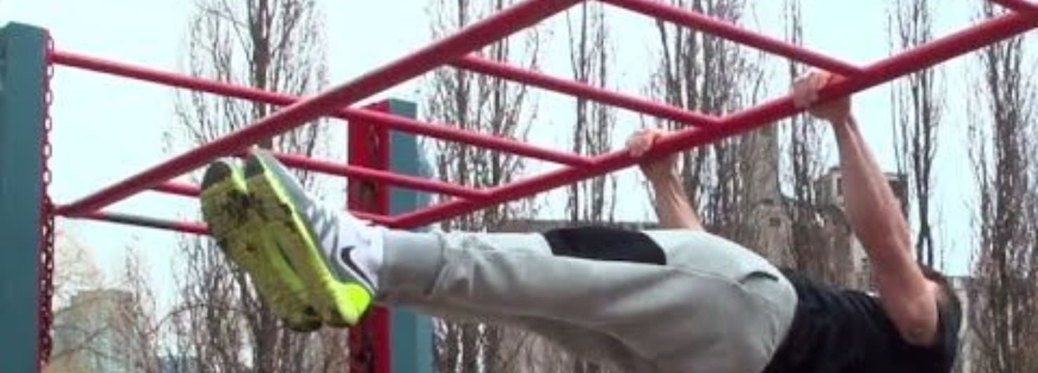 How to Do the Front Lever Properly: Beginner’s Guide With Tips